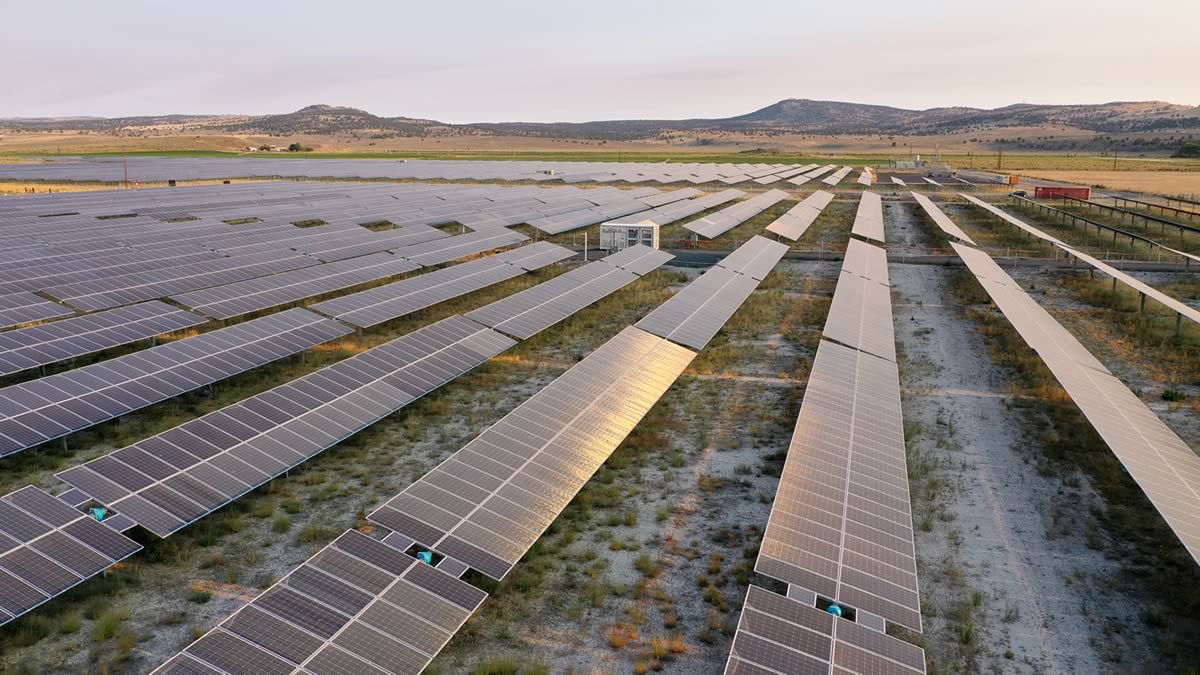 FTC Solar: Utility-scale Solar Tracking Systems - FTC Solar